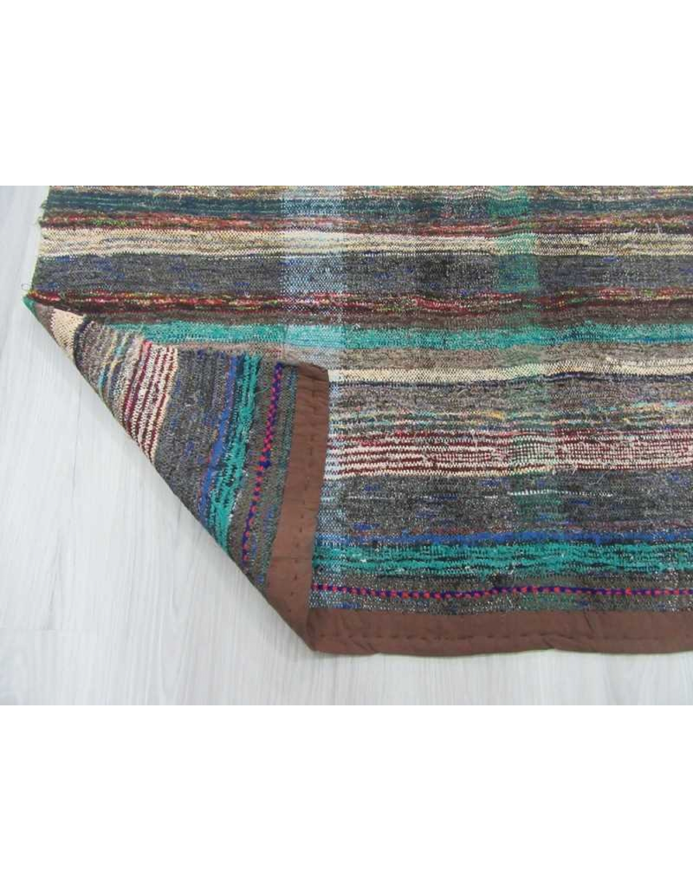 Vintage decorative rag rug